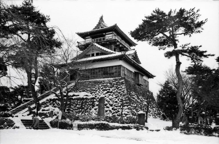 お城と電車（15） | DRFC-OB デジタル青信号