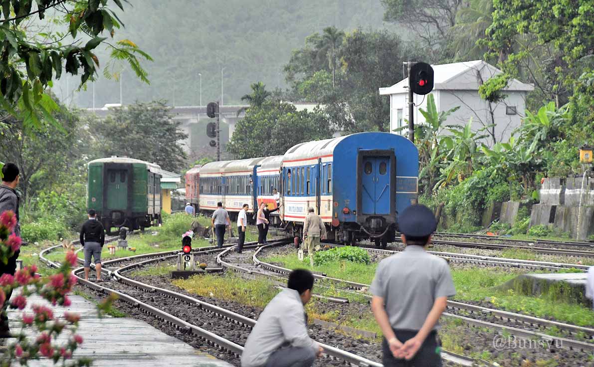 越南（ベトナム）統一鉄道の旅 Part 11 統一鉄道随一の名所ハイヴァン峠を鉄道で越える | DRFC-OB デジタル青信号